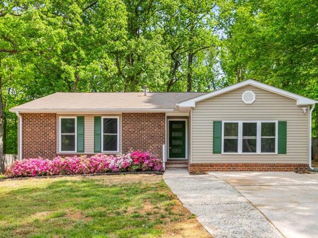 102 Cornwallis Dr, Mebane, NC 27302