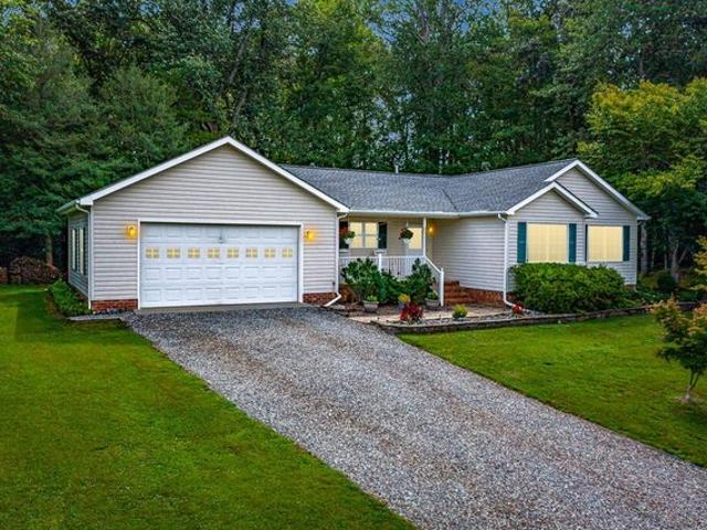 102 Canvasback Ln, Heathsville, VA 22473