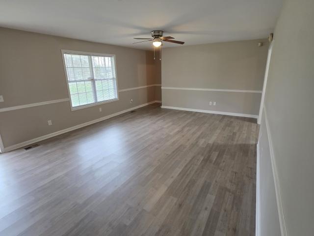 102 Cascade Ln