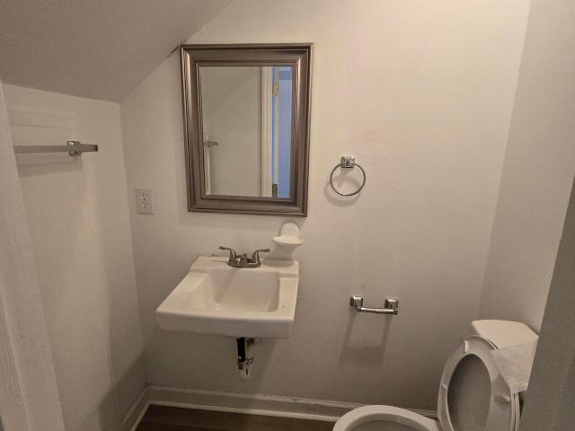 102 Cedar Court # G