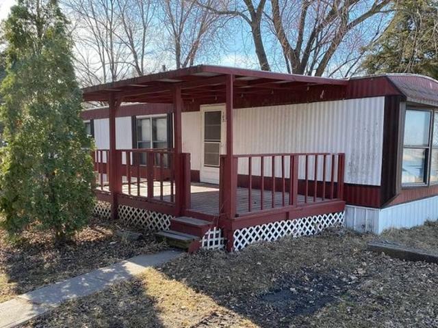 102 Cedar St, Talmage, NE 68448