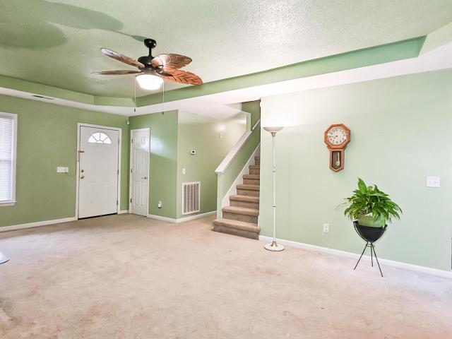 102 Cedarmont Circle