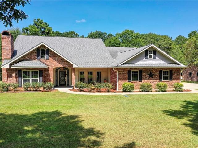 102 Churchill Downs Drive