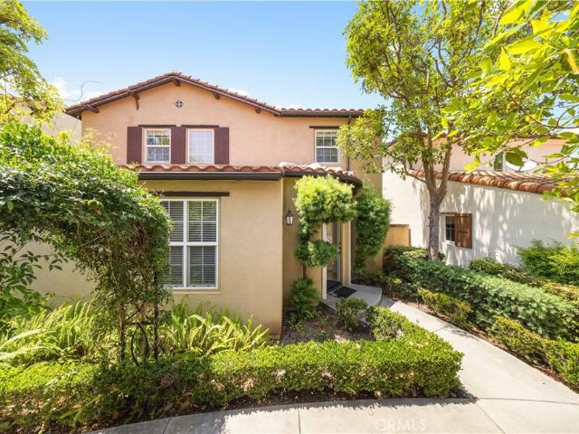 102 Chantilly