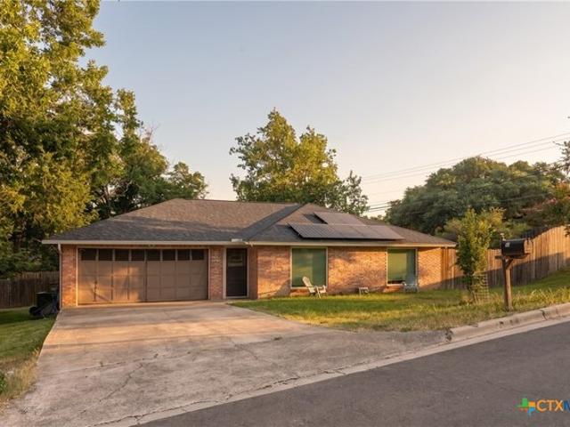 102 Chaparral St, San Marcos, TX 78666