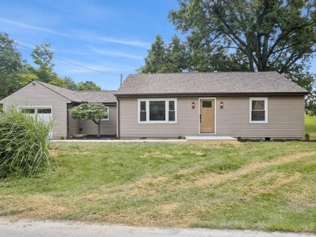 102 Chapel Rd, Batavia Township, OH 45102