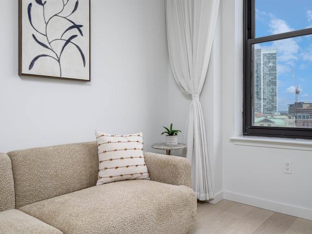 102 Christopher Columbus Dr, Unit 1002, Jersey City, NJ 07302 | MLS #260005