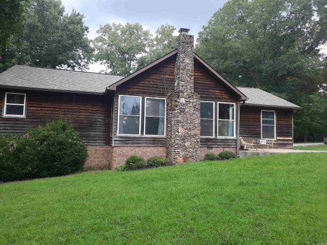 102 Clella Ct