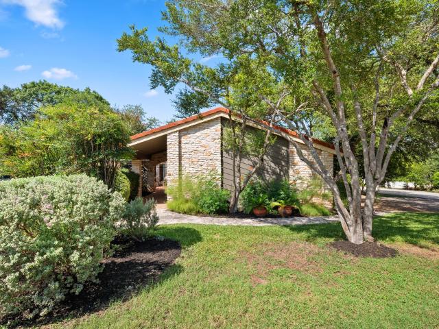 102 Crescent Blf