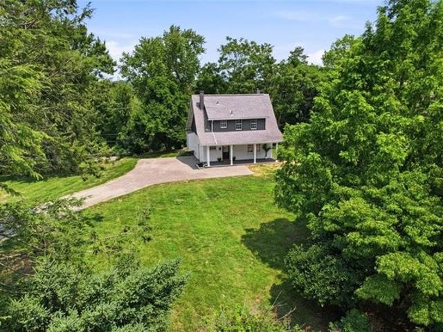 102 Crescent Hills Rd, Pittsburgh, PA 15235
