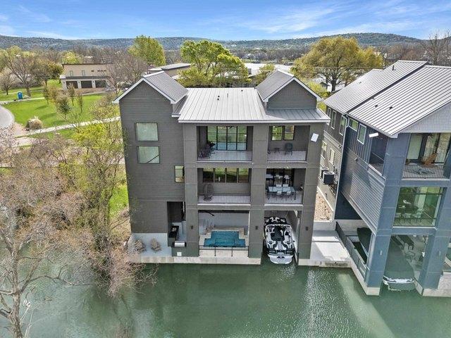 102 Cypress Shore Ln, Kingsland, TX 78639
