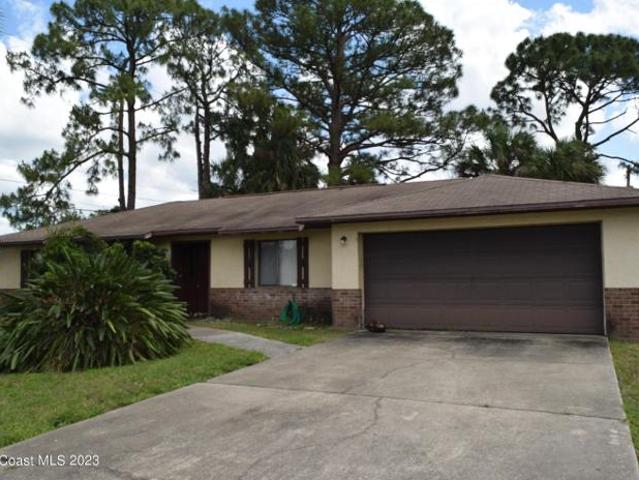 102 Americana Blvd, Palm Bay, FL 32907
