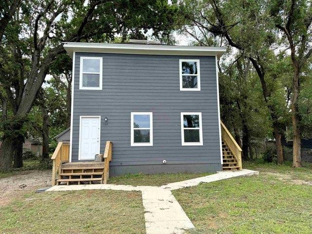 102 and 102 1/2 N Pl W, Salina, KS 67401