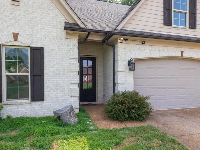 102 aberdeen dr