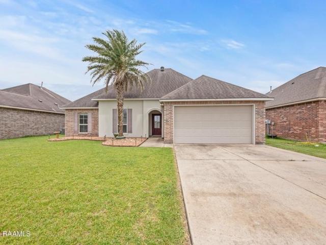 102 Agrarian Ave, Rayne, LA 70578