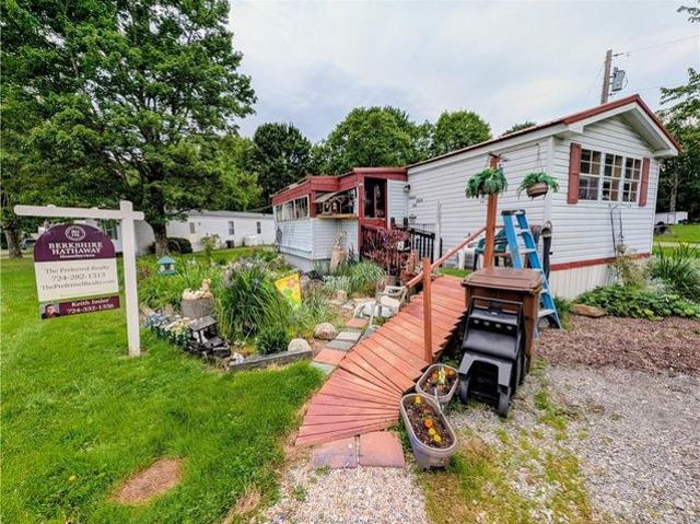 102 Aljuron Ln, Prospect, PA 16052