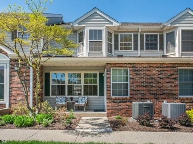102 Appleton Way, Hanover Twp, NJ 07981