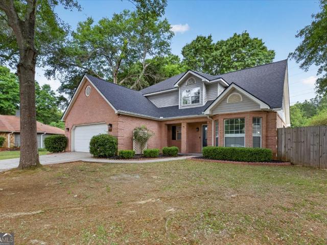 102 Applegate Court