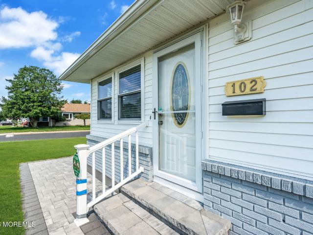 102 Barbuda Street