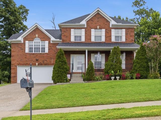 102 Bartlett Ln, Hendersonville, TN 37075