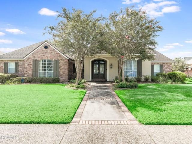102 Bear Creek Ct, Broussard, LA 70518