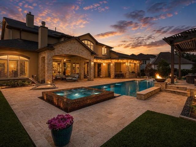 102 Big Trail Ct, Missouri City, TX 77459