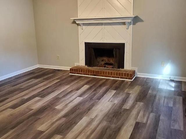 102 Bramble Ct