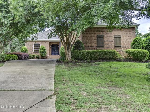 102 Brighton Ln, Ridgeland, MS 39157