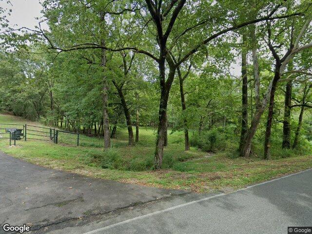 102 Brookmoor Ln, Hot Springs National Park, AR 71913