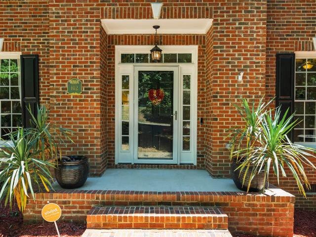 102 Buck Taylor Trail