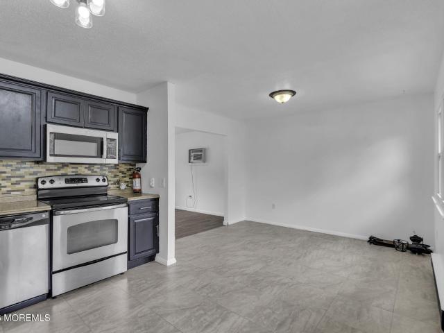 102 Buckhorn Lake Court