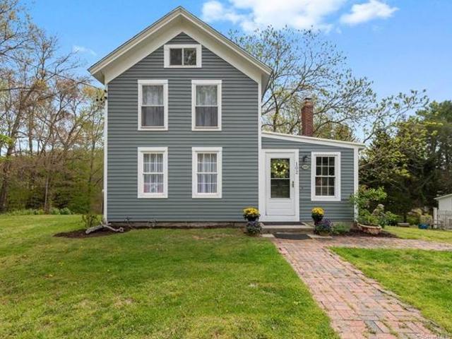 102 Glenwood Rd, Clinton, CT 06413
