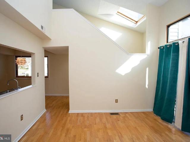 102 Gregorys Way # 102