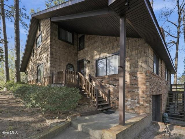 102 Dogwood Dr, Camden, NC 27921