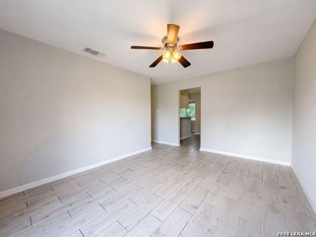 102 Dartmoor Dr