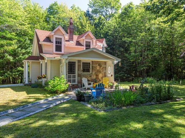 102 Degregoire Park Unit 2, Bar Harbor, ME 04609