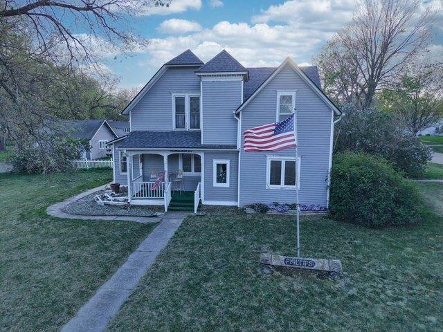 102 Division St, Fullerton, NE 68638
