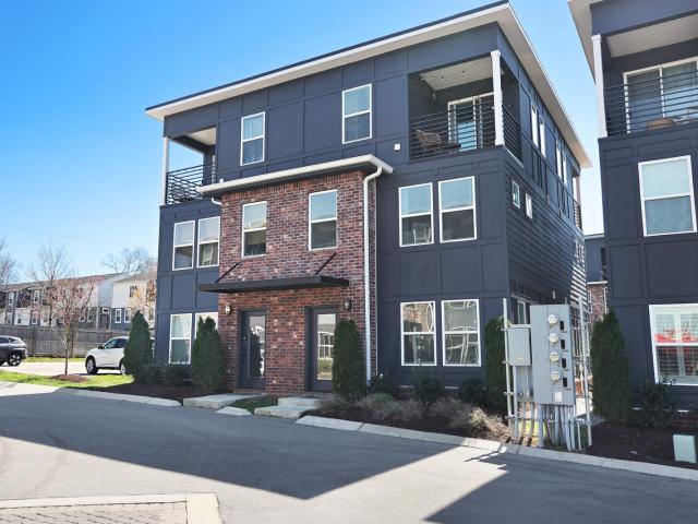 102 Duke St # 45