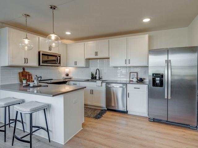 102 Duke St Apt 24, Nashville, TN 37207