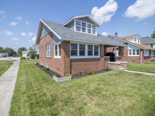 102 E Washington Street