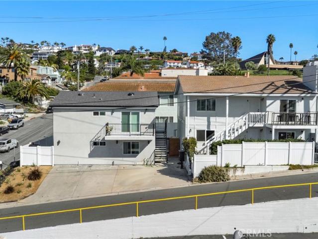 102 E Avenida San Gabriel