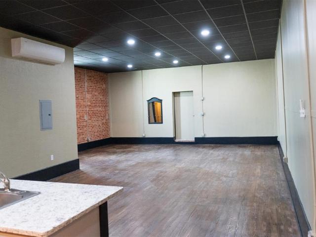 102 E Broadway Street # Unit B