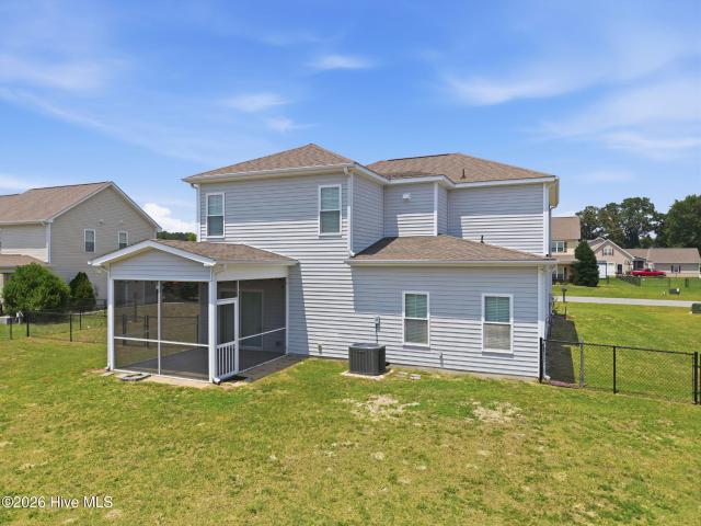 102 E Lake Drive