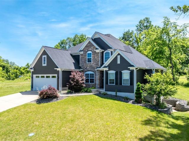 102 Eagle Lane