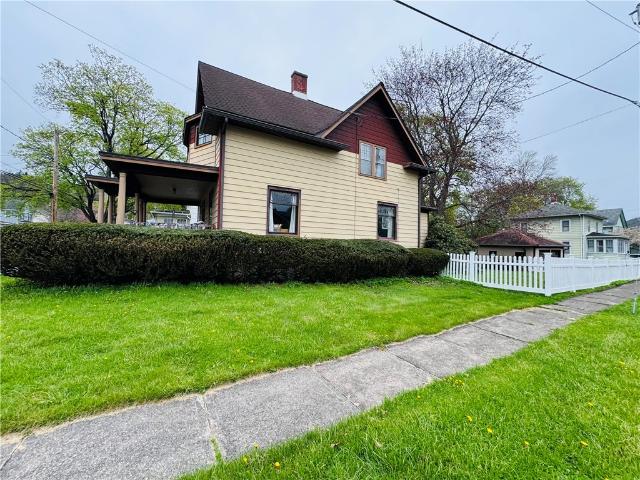 102 Early Street
