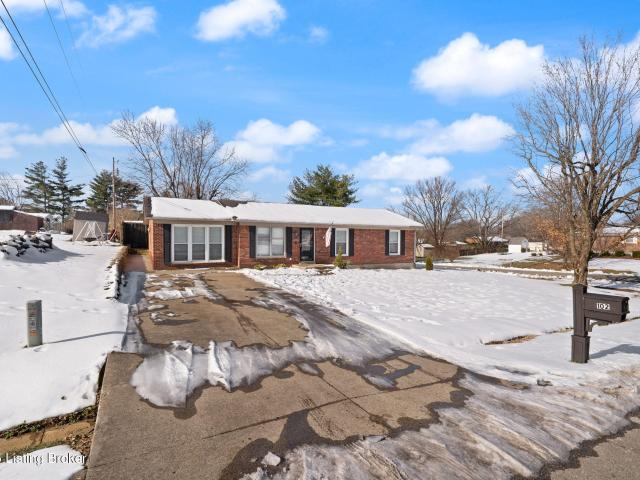102 Eastland Dr