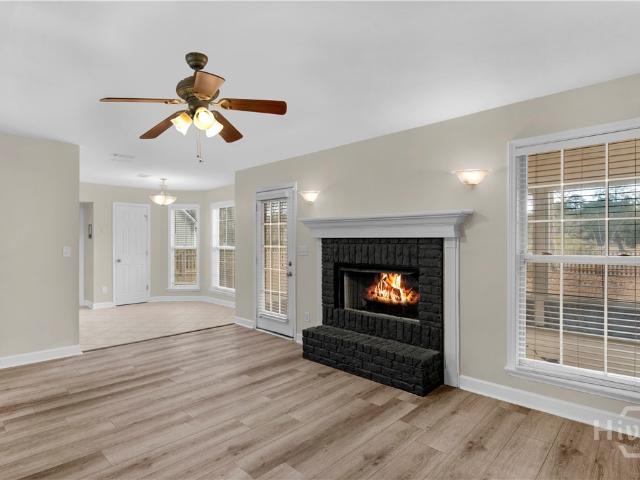 102 Egrets Way Ln, Richmond Hill, GA 31324 | MLS #SA352785