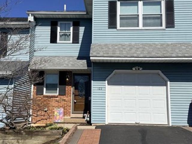 102 Elberta Dr, North Wales, PA 19454
