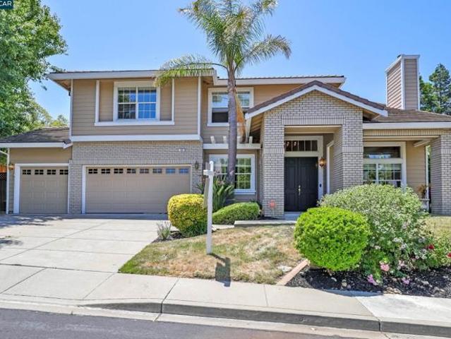 102 Forest Hill Dr, Clayton, CA 94517