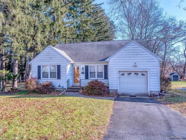 102 Fairview Ave, Kingston, NY 12401